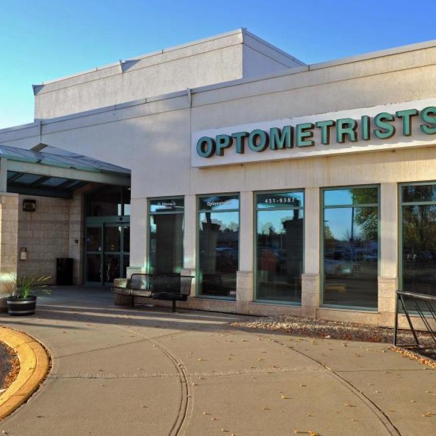 Dr. Paul Gilbertson | Independent Optometrist | Eye Recommend